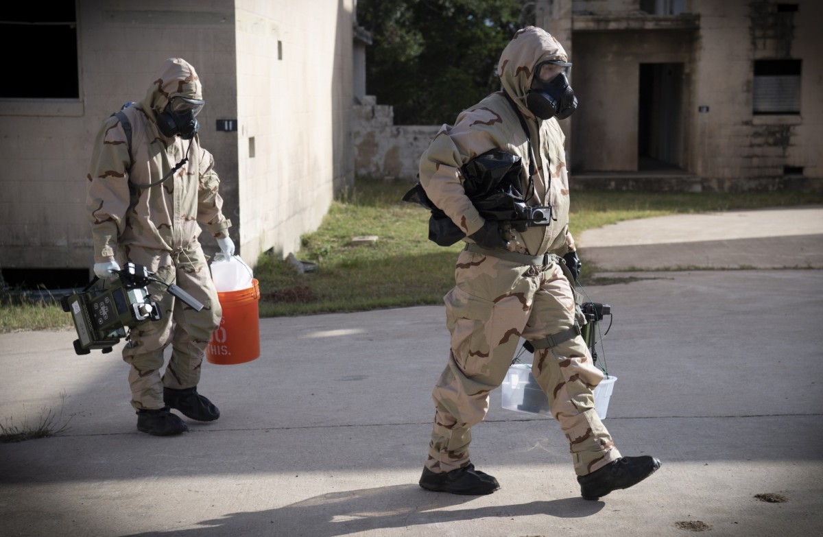 Soldiers, Airmen, Marines test new chemical agent detection systems at ...