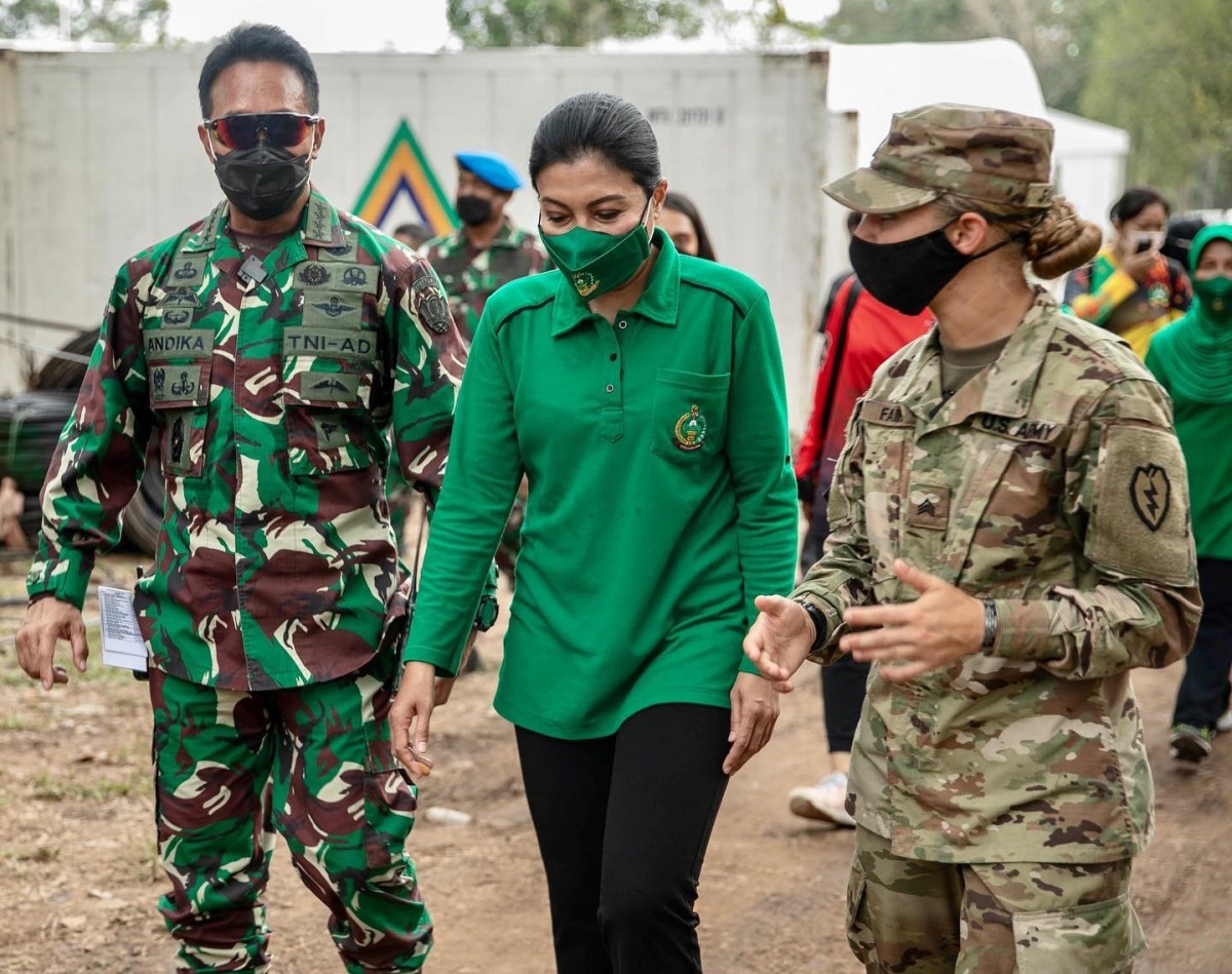 Indonesian language graduate shines during exercise | Article | The ...