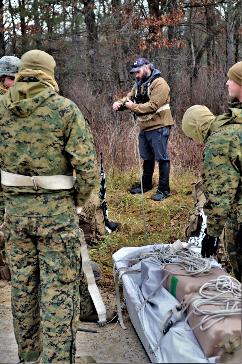Photo Essay: Cold-Weather Operations Course instructor teaches Marines ...