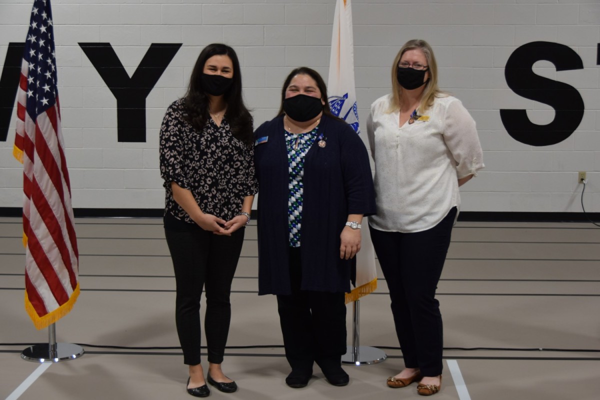 Garrison recognizes employees | Article | The United States Army