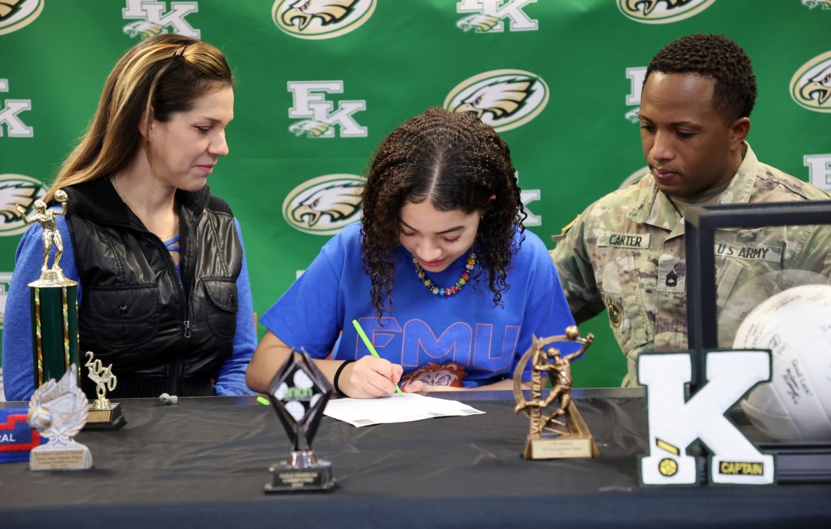 Fort Knox Middle High School senior signs letter of intent for ...