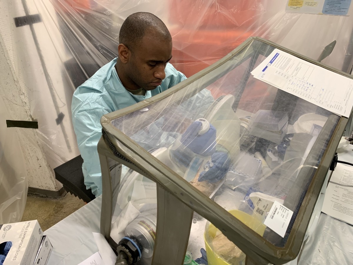 Medical laboratory Soldiers hone skills at German military microbiology ...