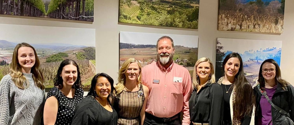 Spouses of 1st Infantry Division and Fort Riley Soldiers connect with ...