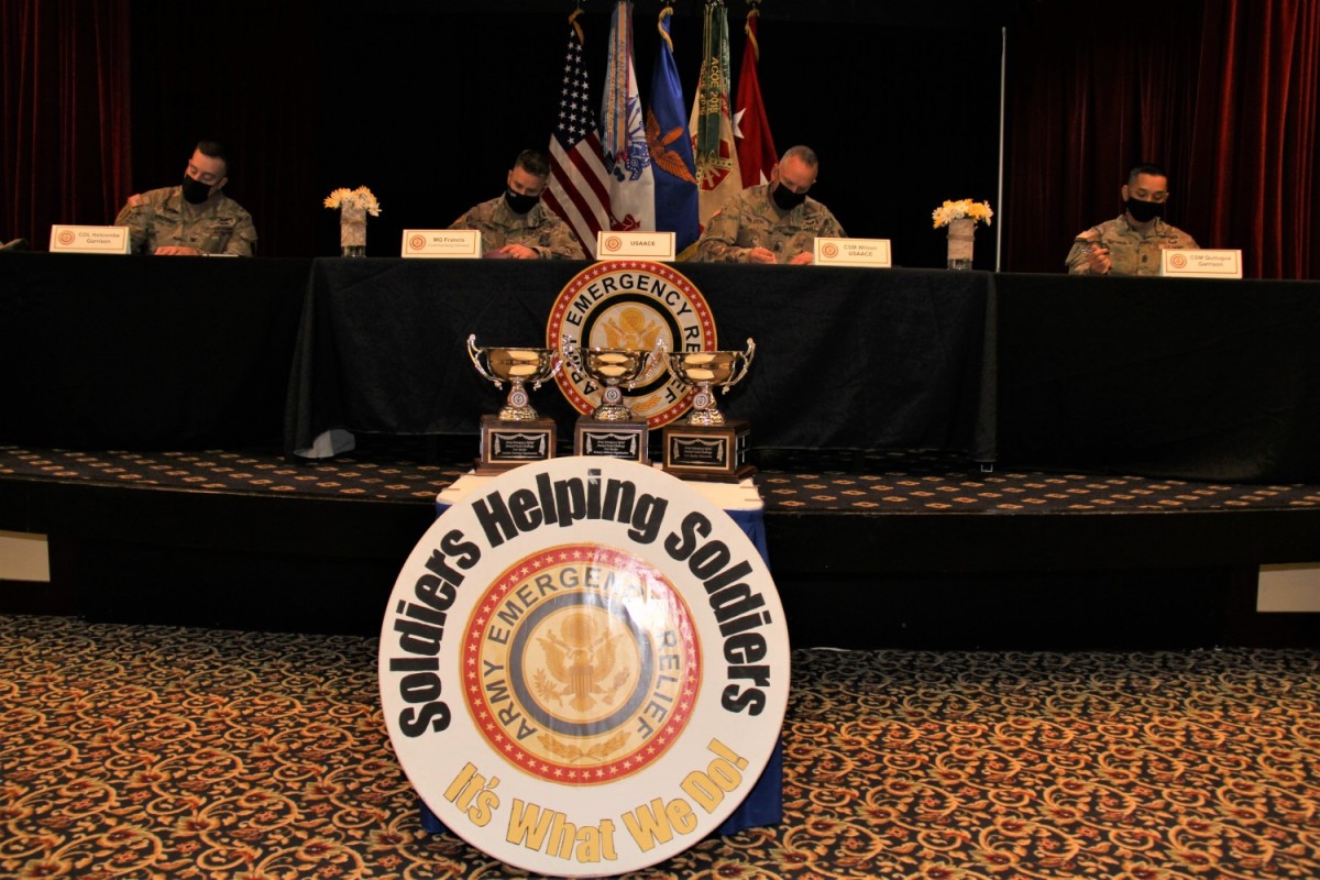 SOLDIERS HELPING SOLDIERS -- Fort Rucker kicks off annual Army ... SOLDIERS HELPING SOLDIERS -- Fort Rucker kicks off annual Army ...