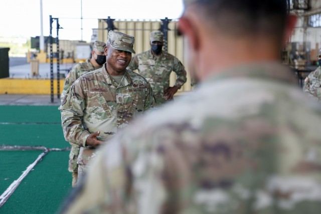 Senior enlisted advisor stresses readiness in Hawaii visit | Article ...
