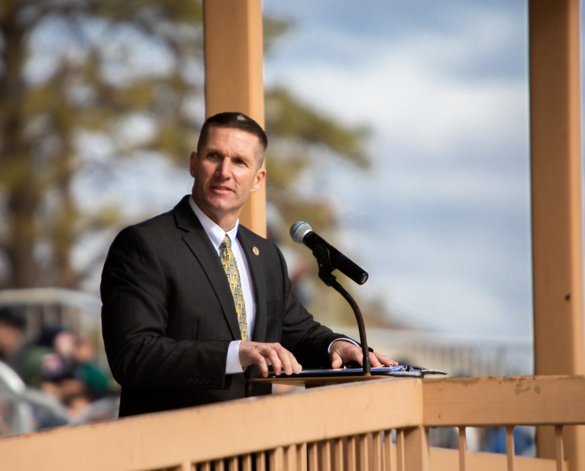 Soldier for life — Retired SMA Dailey welcomes new Soldiers to the Army | Article | The United ...