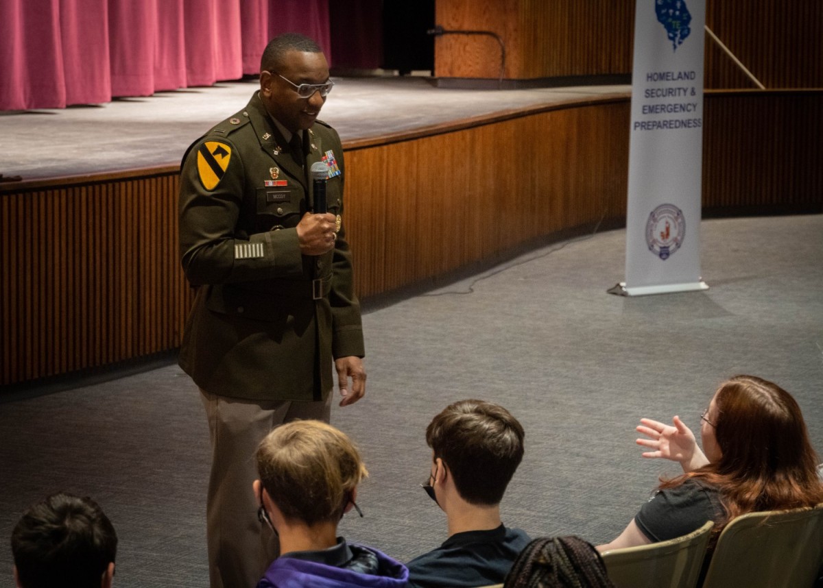 CECOM supports students at P-TECH event | Article | The United States Army