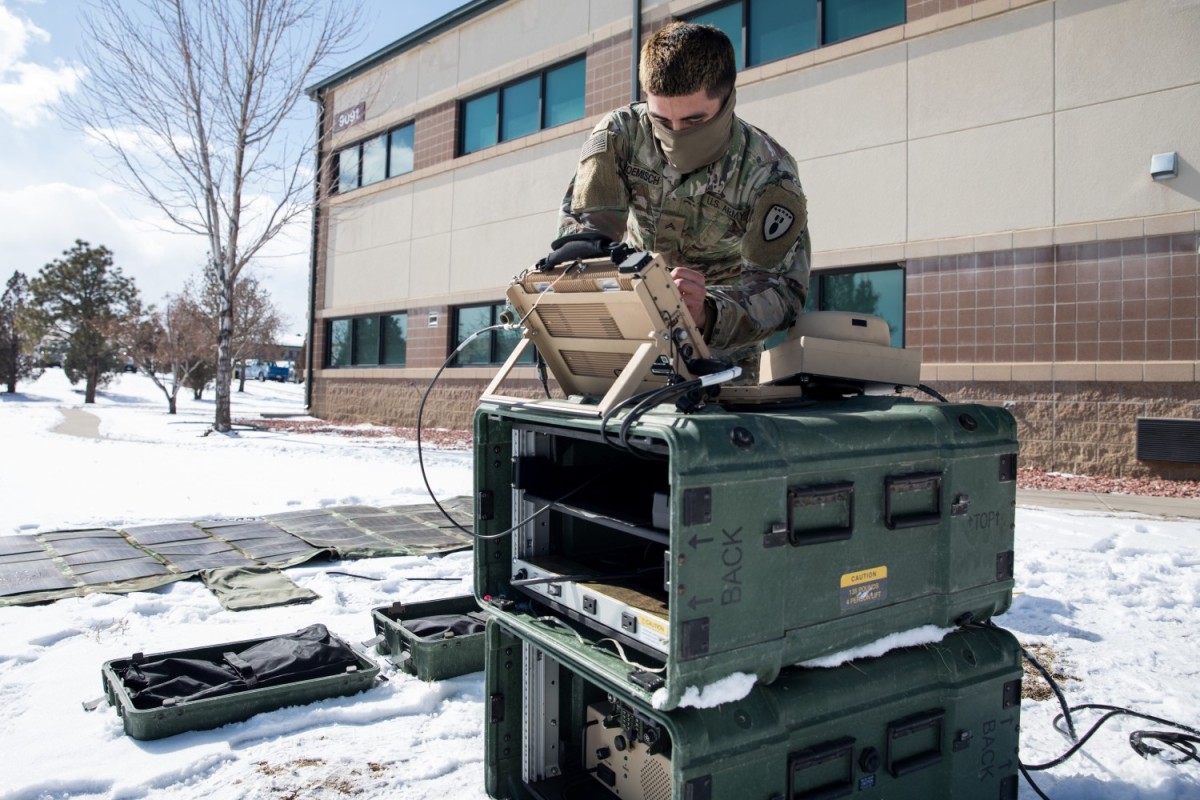 Soldier uses existing equipment to create rapid deployment tactical ... Soldier uses existing equipment to create rapid deployment tactical ...