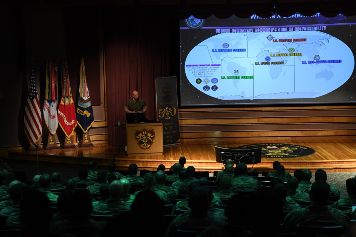 STRATCOM Sargent Major Kreamer visits the NCOLCoE and SGM-A | Article ...