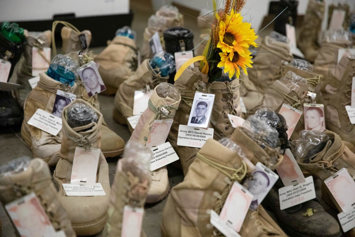 Fort Hood Soldiers prepare for Memorial Day display | Article | The ...