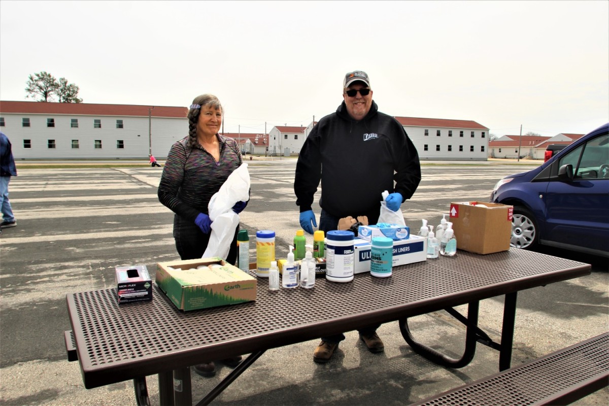 Photo Essay: Fort McCoy DPW personnel bring 'reuse' items for Earth Day ...