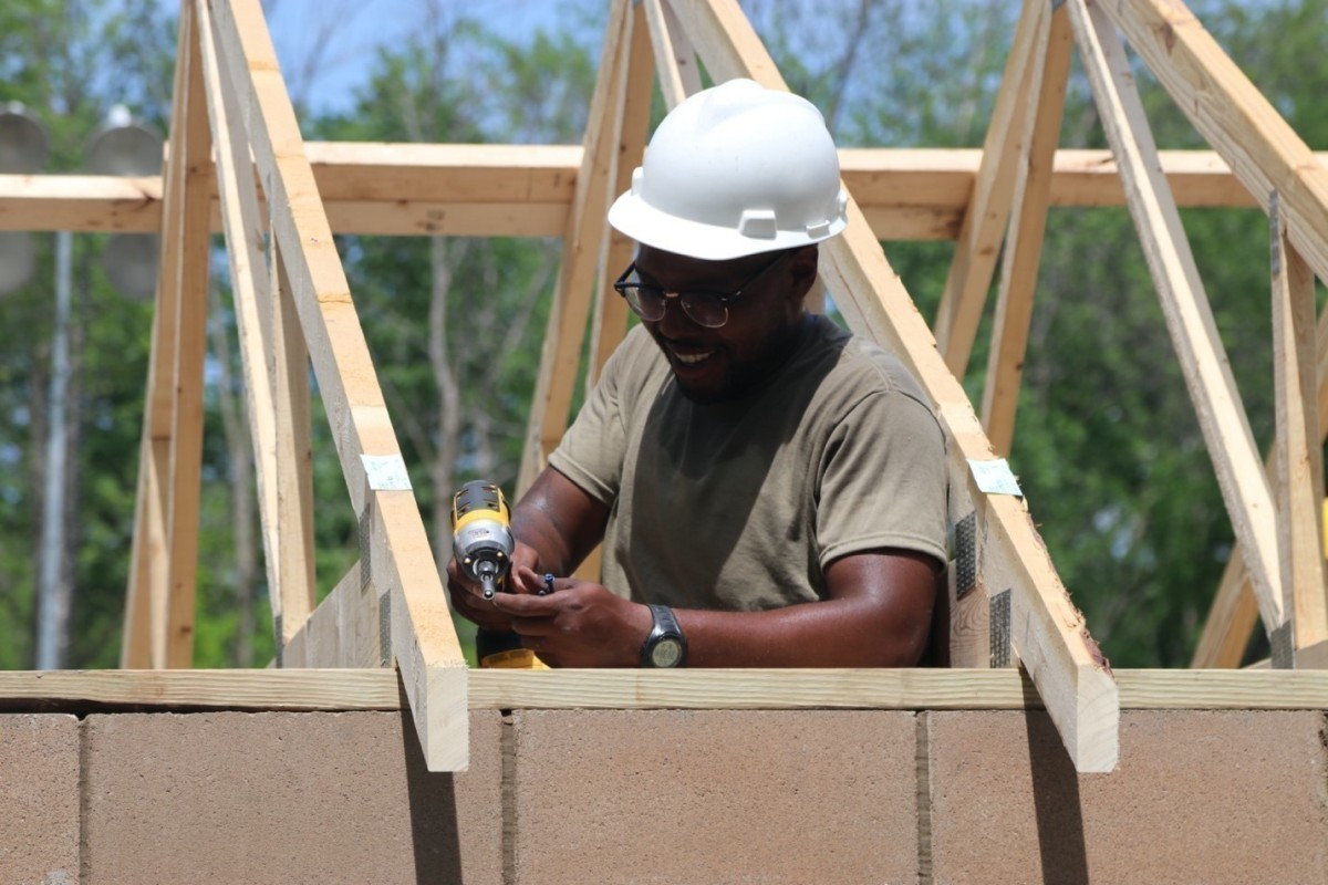 Missouri, Iowa National Guards Dig Into Camp Dodge Construction ...