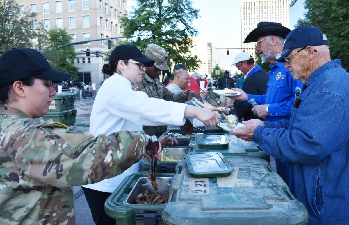 Street breakfast celebrates Western heritage | Article | The United ...