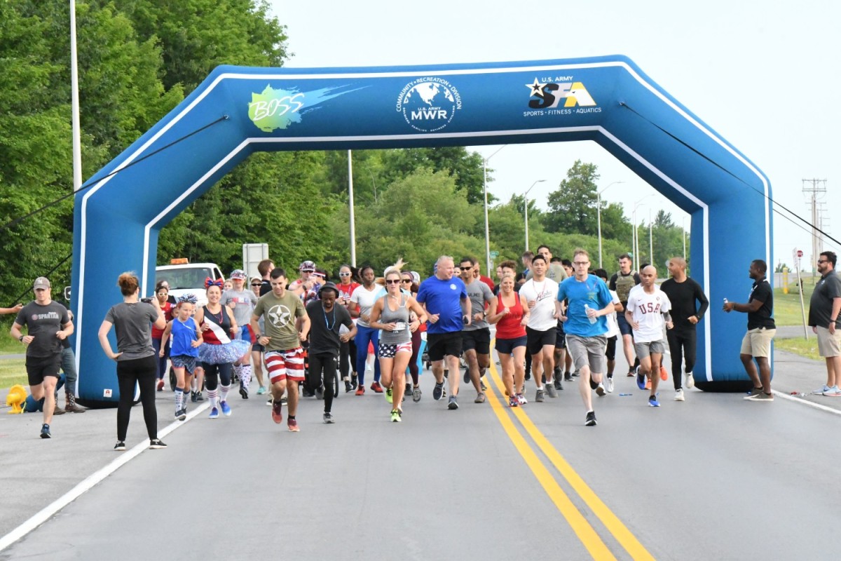Photo Essay: Patriotic fun run gathers Fort Drum community members to ...