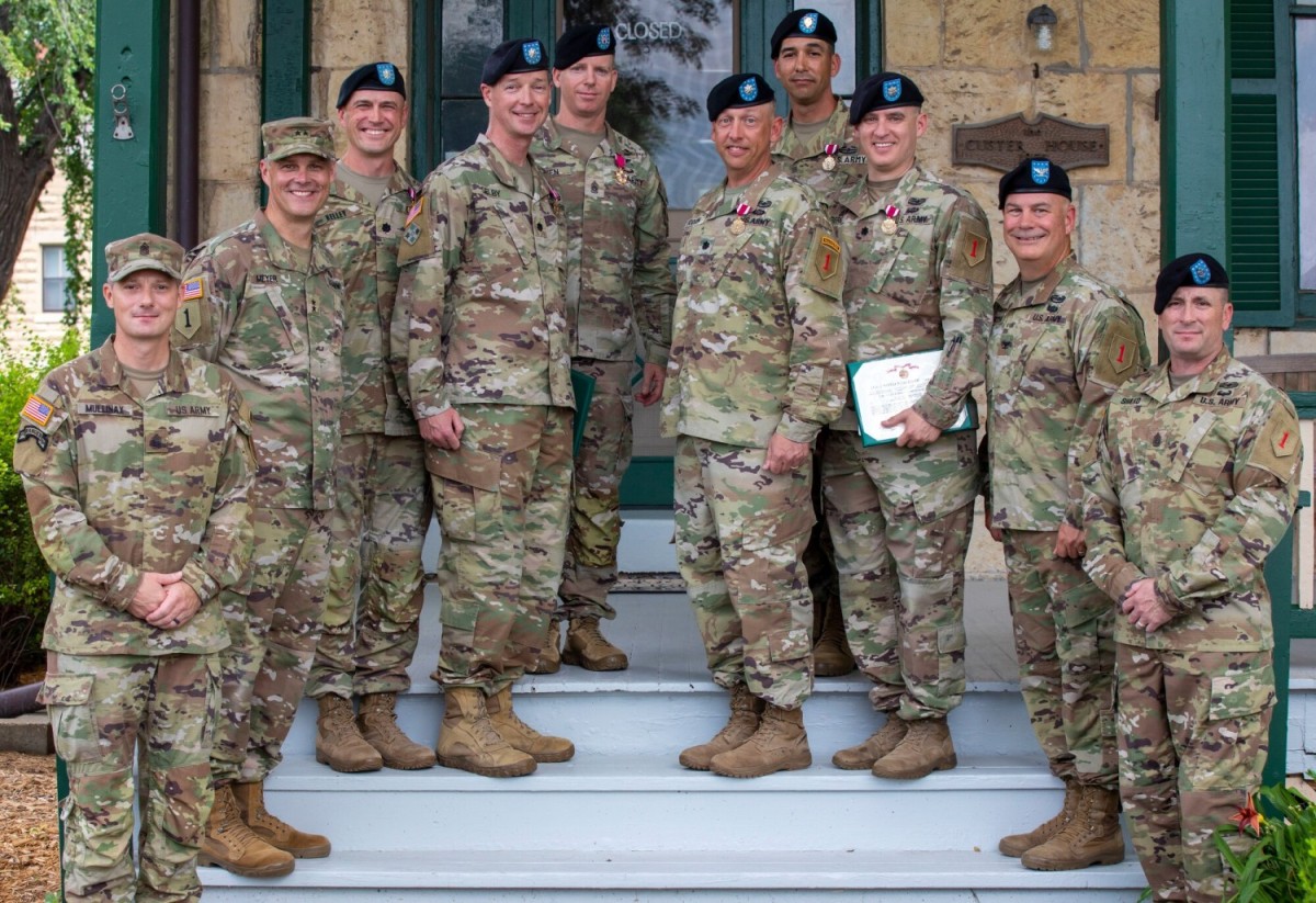 1ABCT, 1ID Hosts Combined Change of Command Ceremony | Article | The ...