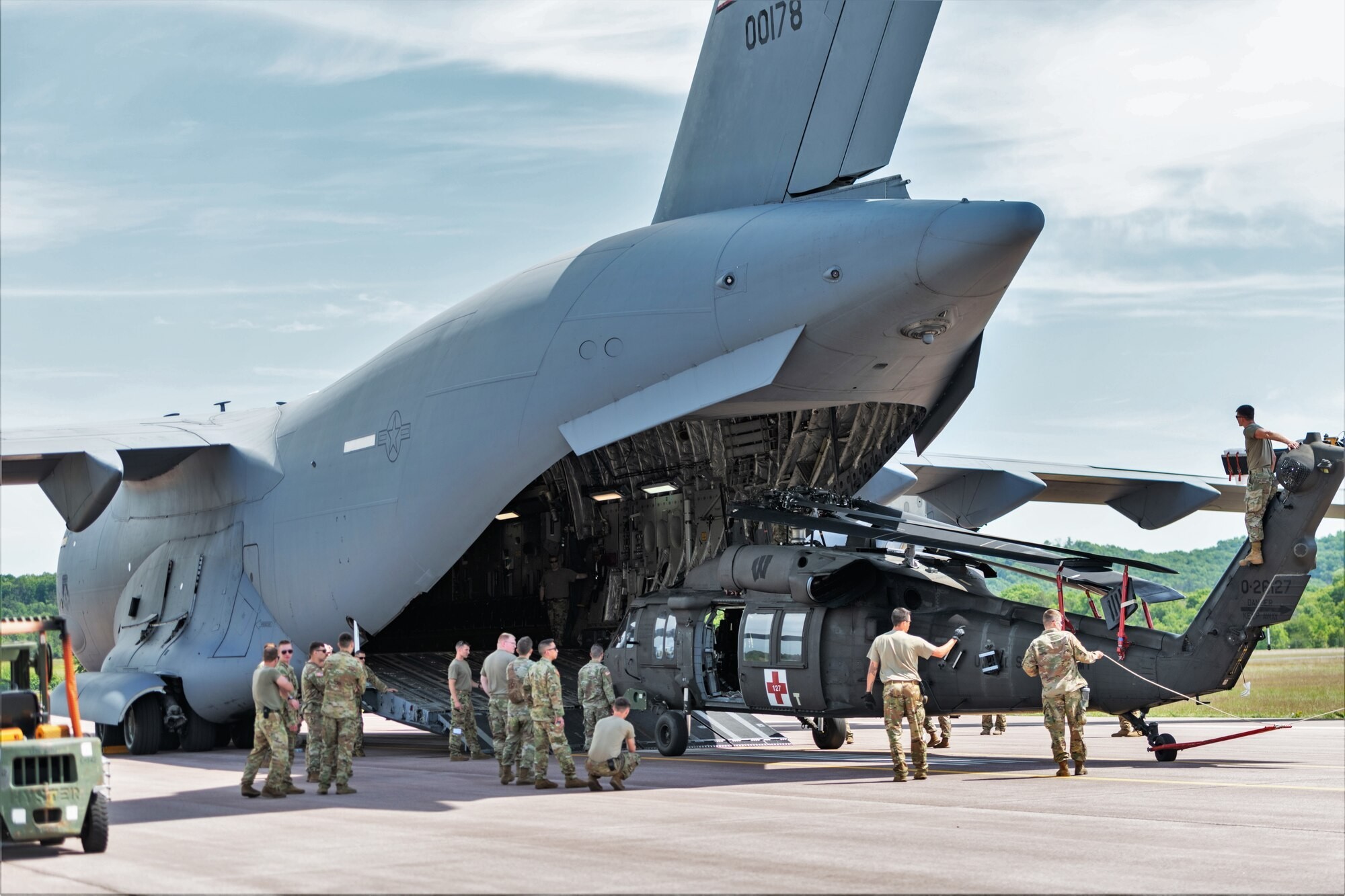 Photo Essay: Airmen, Soldiers combine for training ops at Sparta-Fort ...