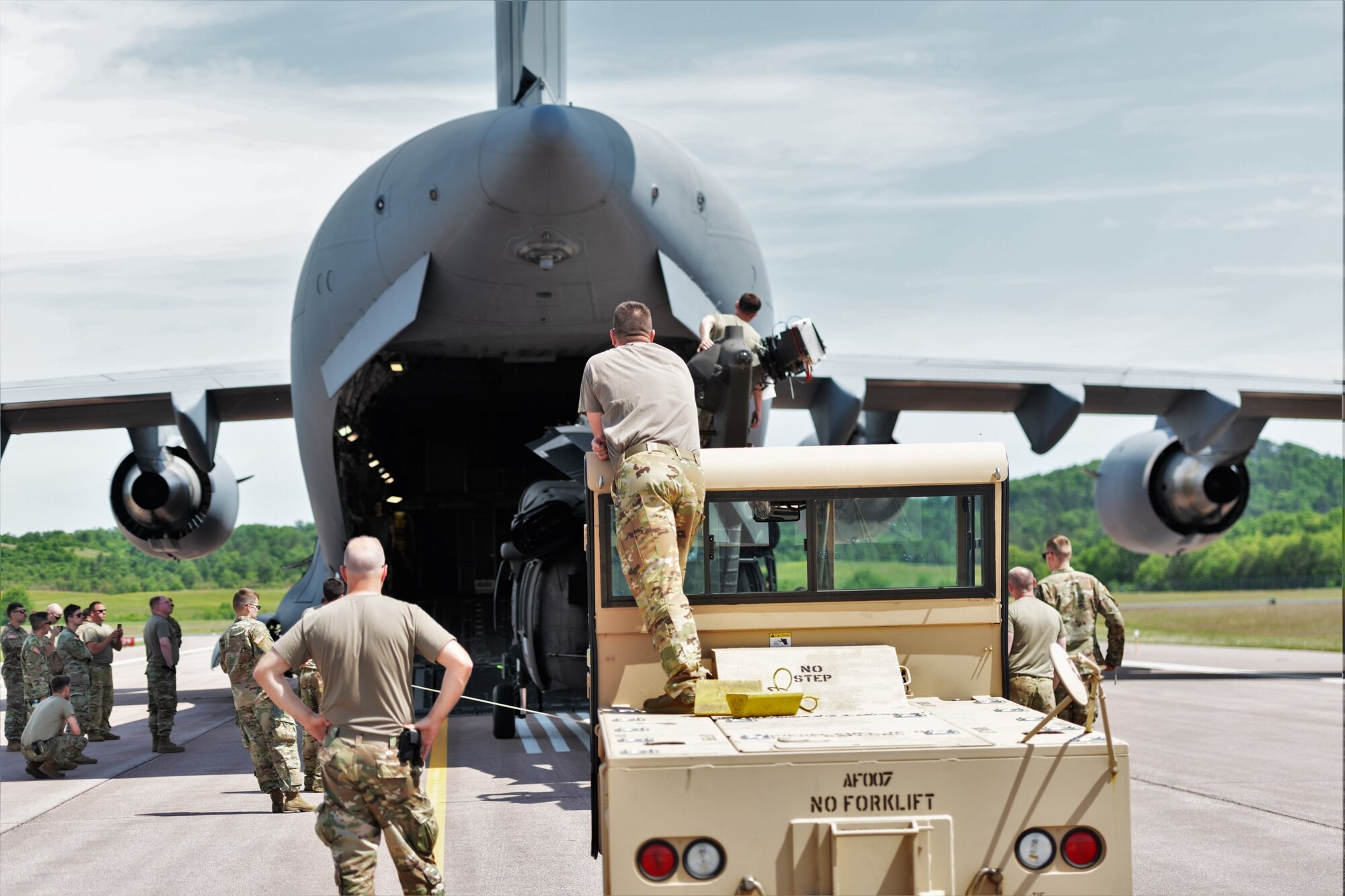 Photo Essay: Airmen, Soldiers combine for training ops at Sparta-Fort ...