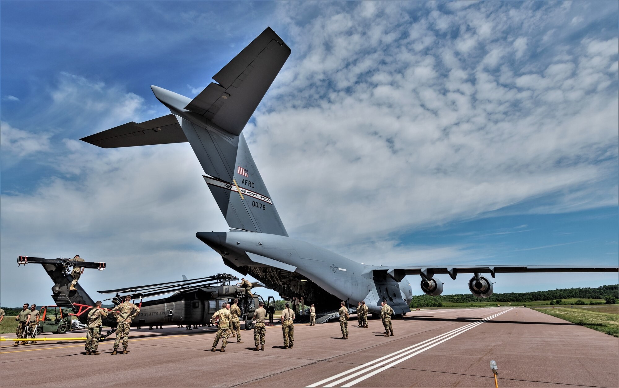 Photo Essay: Airmen, Soldiers combine for training ops at Sparta-Fort ...