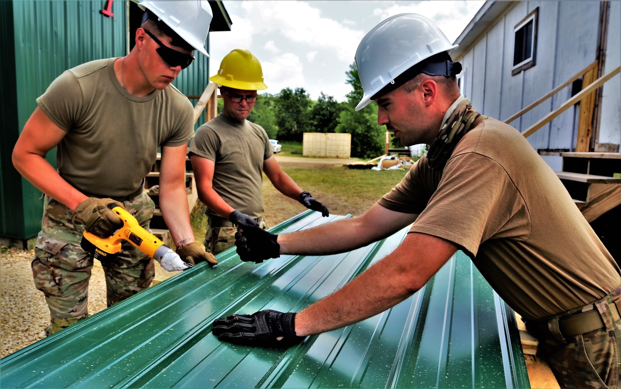 Photo Essay: 389th Engineer Company Soldiers hone skills supporting ...