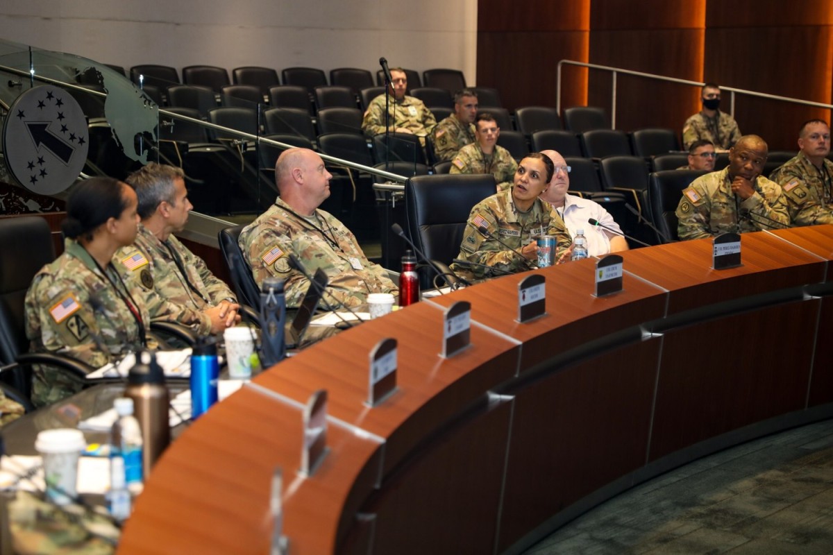 Army's annual financial symposium held in Hawaii | Article | The United ...