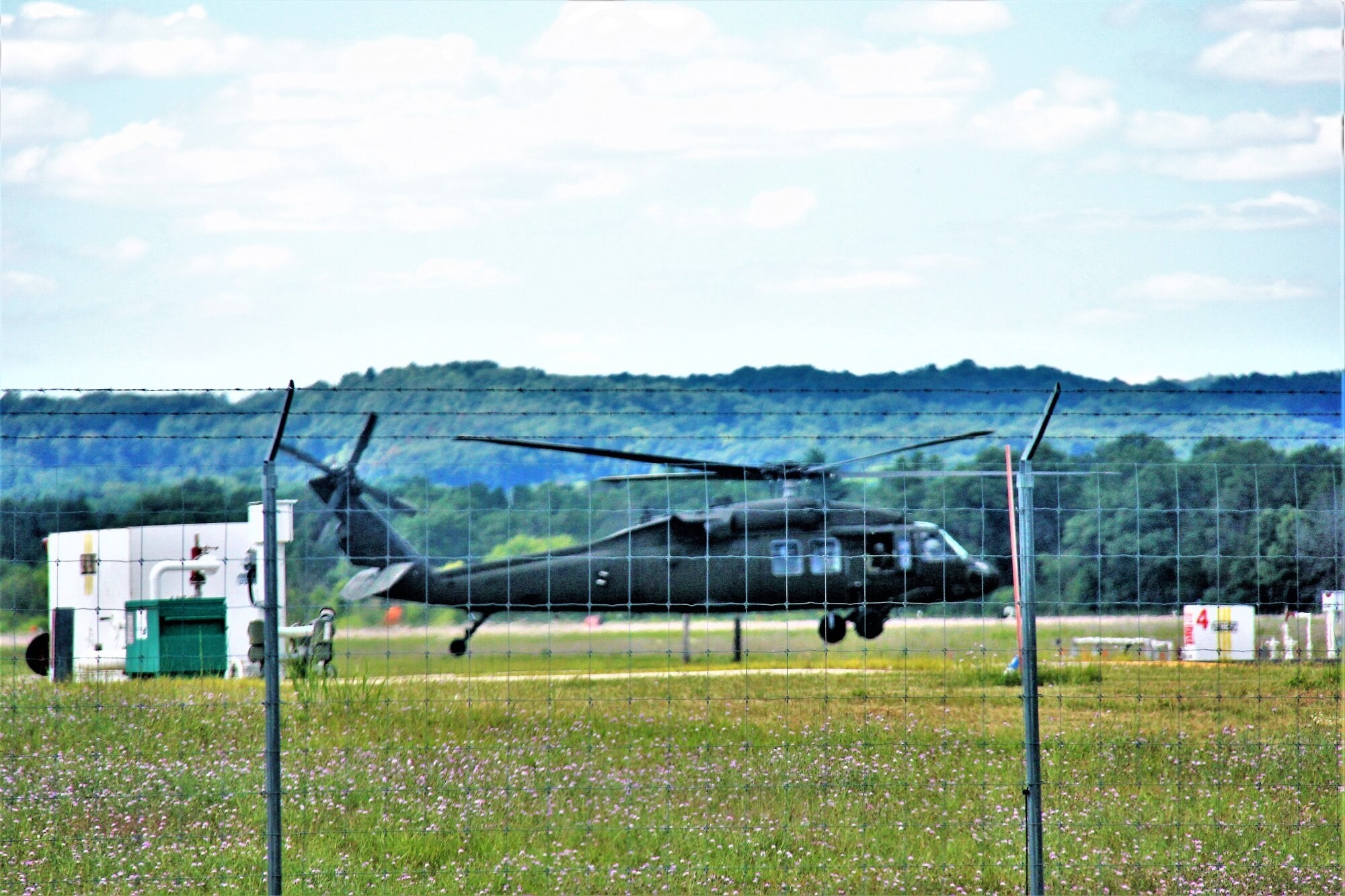 Photo Essay: UH-60V Black Hawk testing held by 106th Aviation Regiment ...