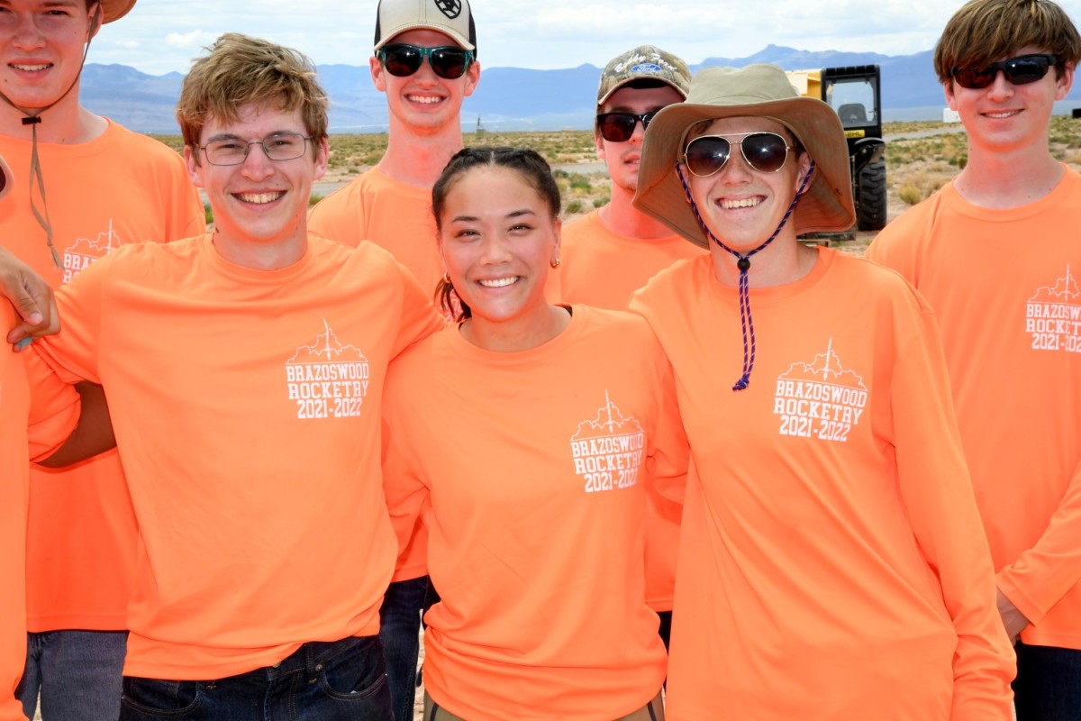 SystemsGo holds high school rocket launches on WSMR | Article | The ...