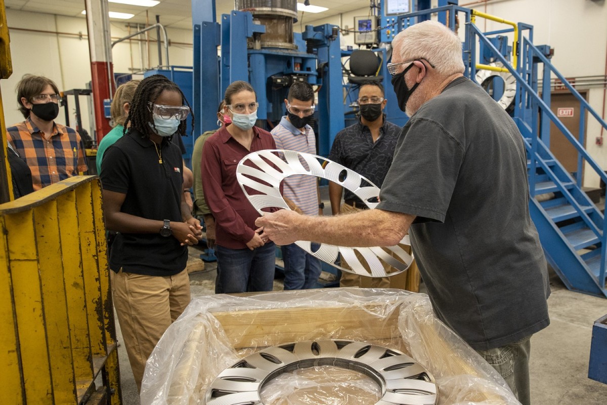 TACOM SAMD employees get firsthand view of foreign military sales ...