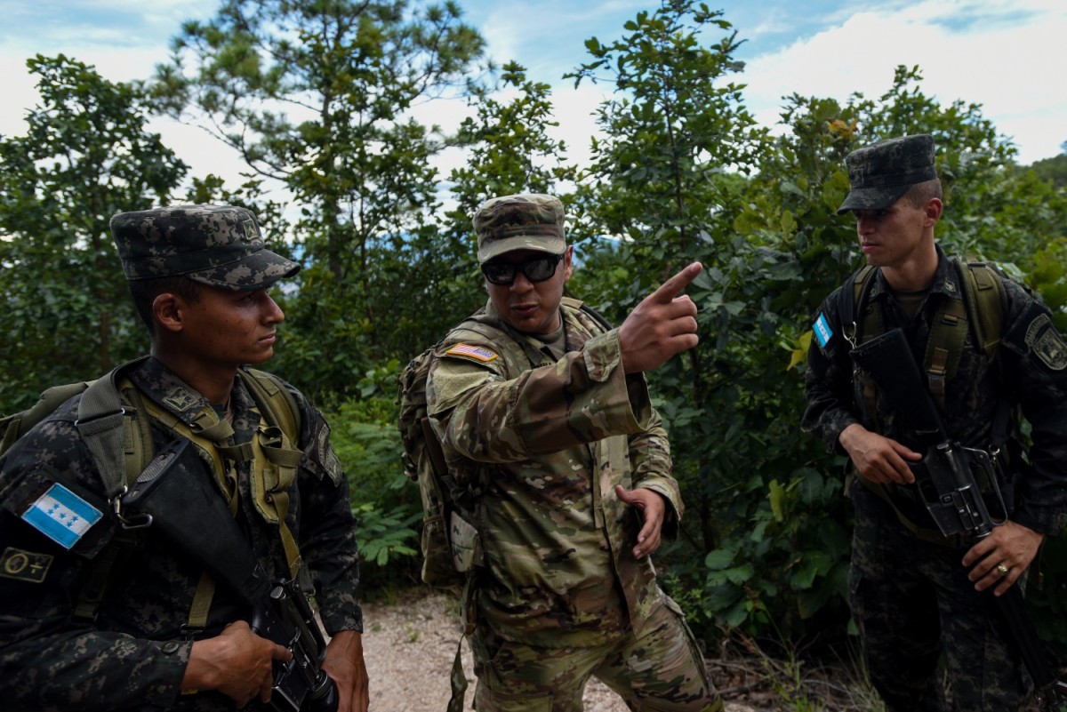 Georgia Army Guard Hands off Honduran Mission to Texas Guard | Article ...