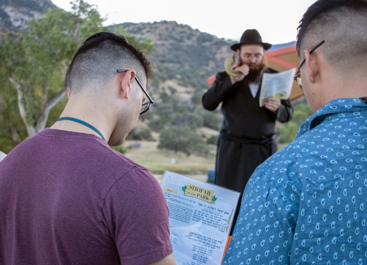 RSO, community welcome Jewish New Year with Tashlich ceremony | Article ...