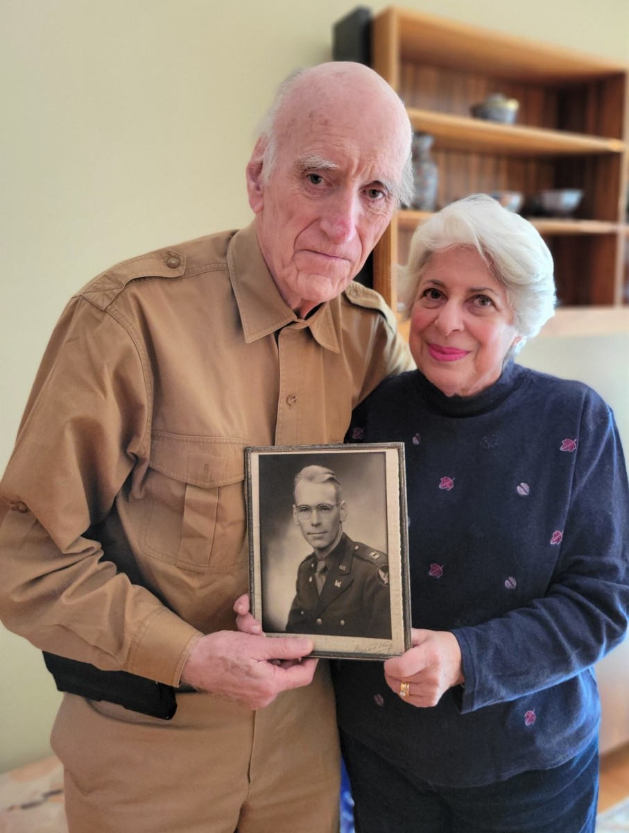 General’s trunk makes homecoming to 416th TEC | Article | The United ...