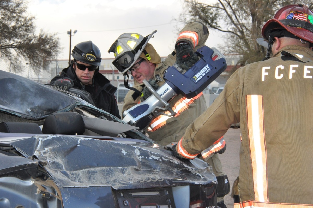 Garrison command team takes on fire | Article | The United States Army