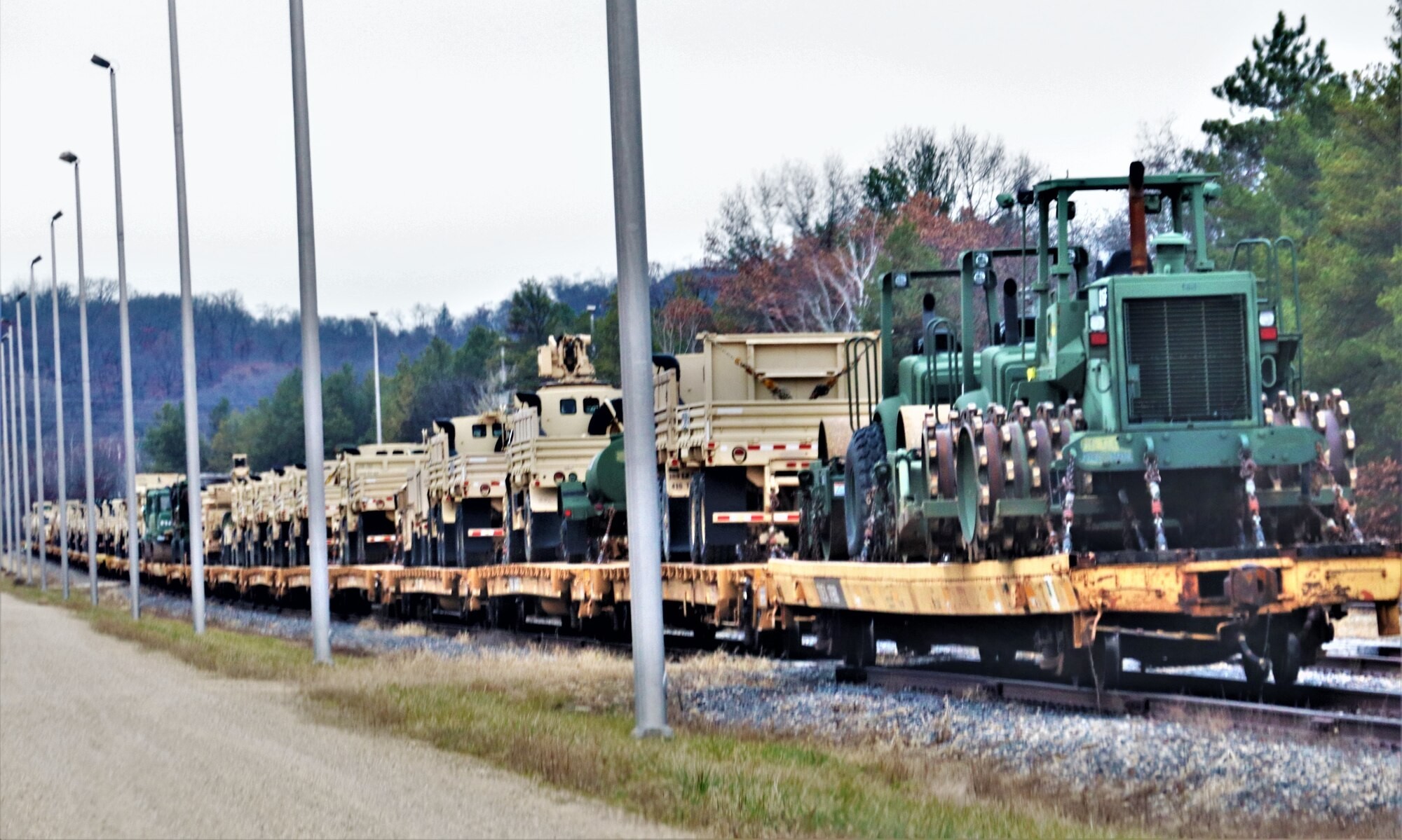 Photo Essay: 411th Engineer Company equipment deployment by rail ...