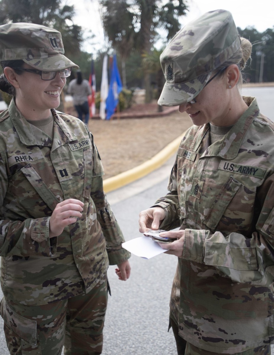 Moncrief holds ceremony for outgoing sergeant major | Article | The ...