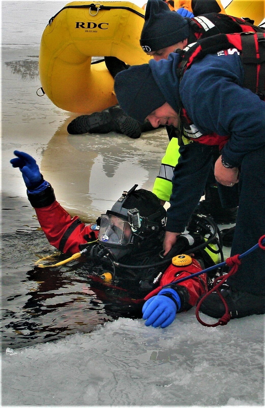 Photo Essay: Fort McCoy Fire Department dive team conducts ice rescue ...