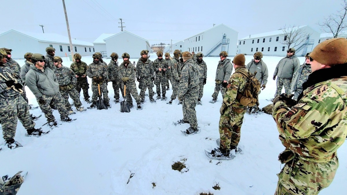 50 Airmen train in winter tactics, skills during January Cold-Weather ...