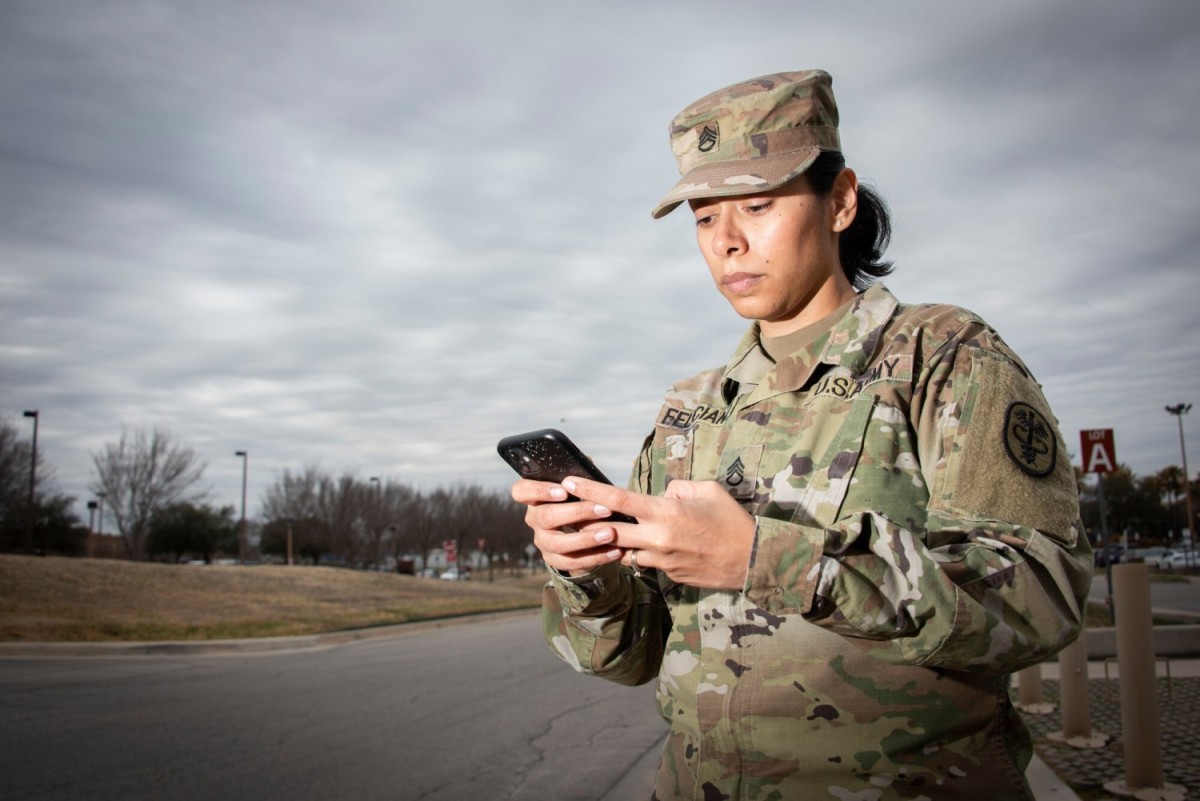 New text service offers military healthcare updates, information ...