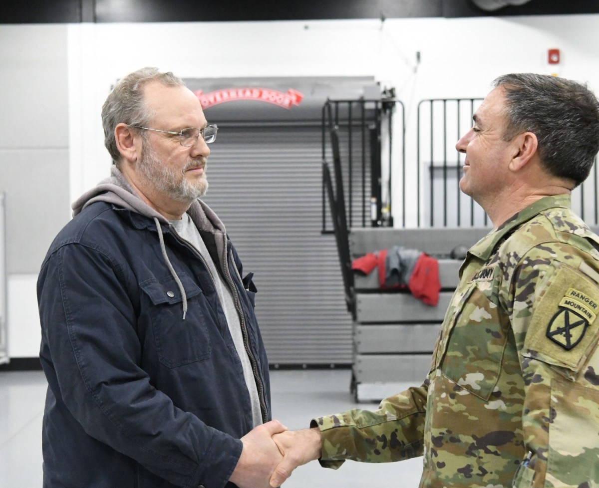 10th Mountain Division’s commanding general lauds Fort Drum civilian ...