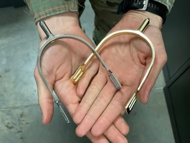 Ceremonial spurs donated to continue Cavalry tradition | Article | The ...