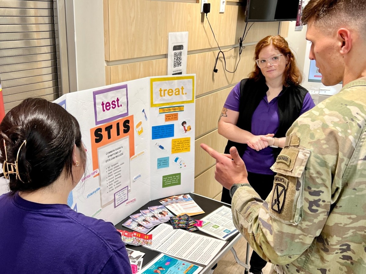 Northwestern State University Students Talk about STIs with Soldiers ...