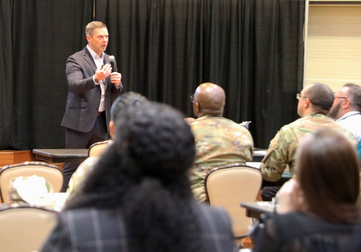 1st Armored Division, Fort Bliss hosts first FORSCOM SHARP Program ...