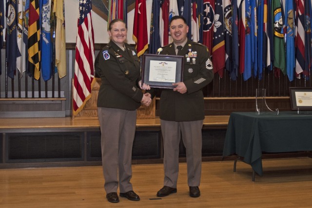 Army awards Soldier’s Medal to MP School course manager for life-saving ...