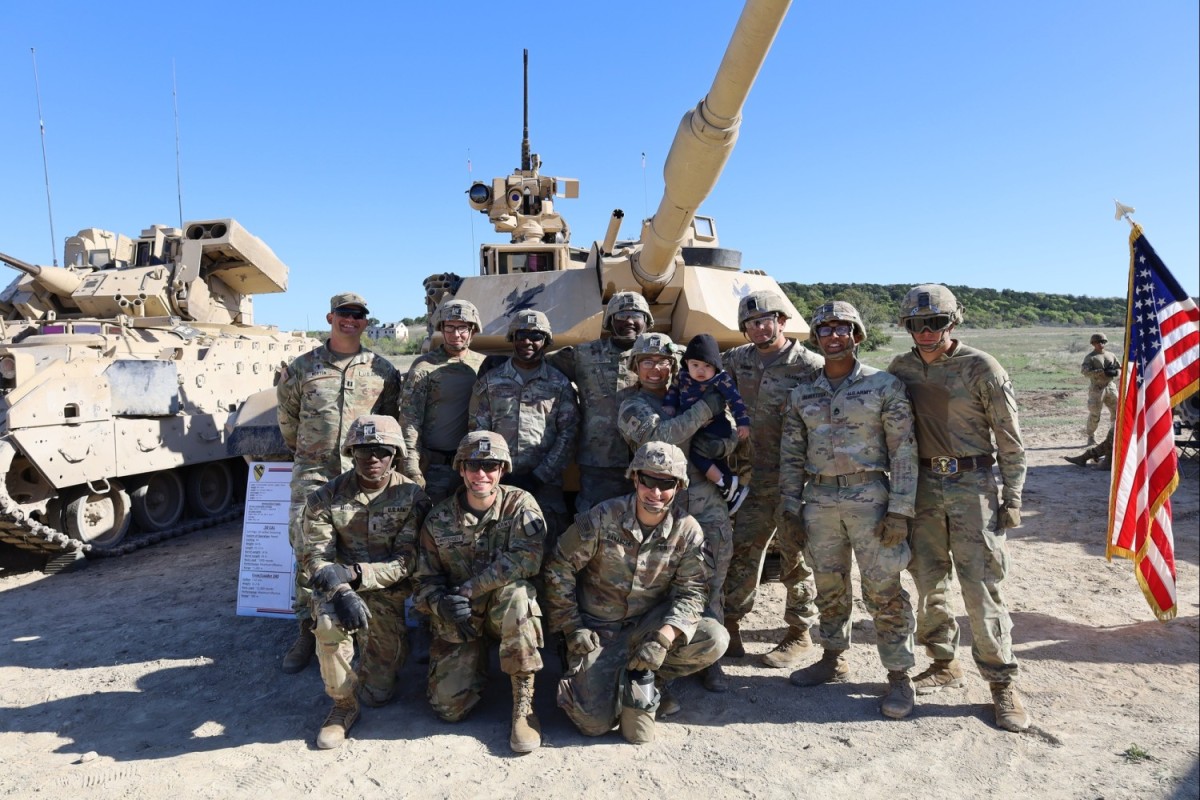 “Garry Owen” Celebrates Family Day | Article | The United States Army