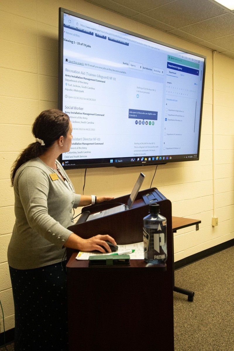 ACS prepares military spouses for future | Article | The United States Army