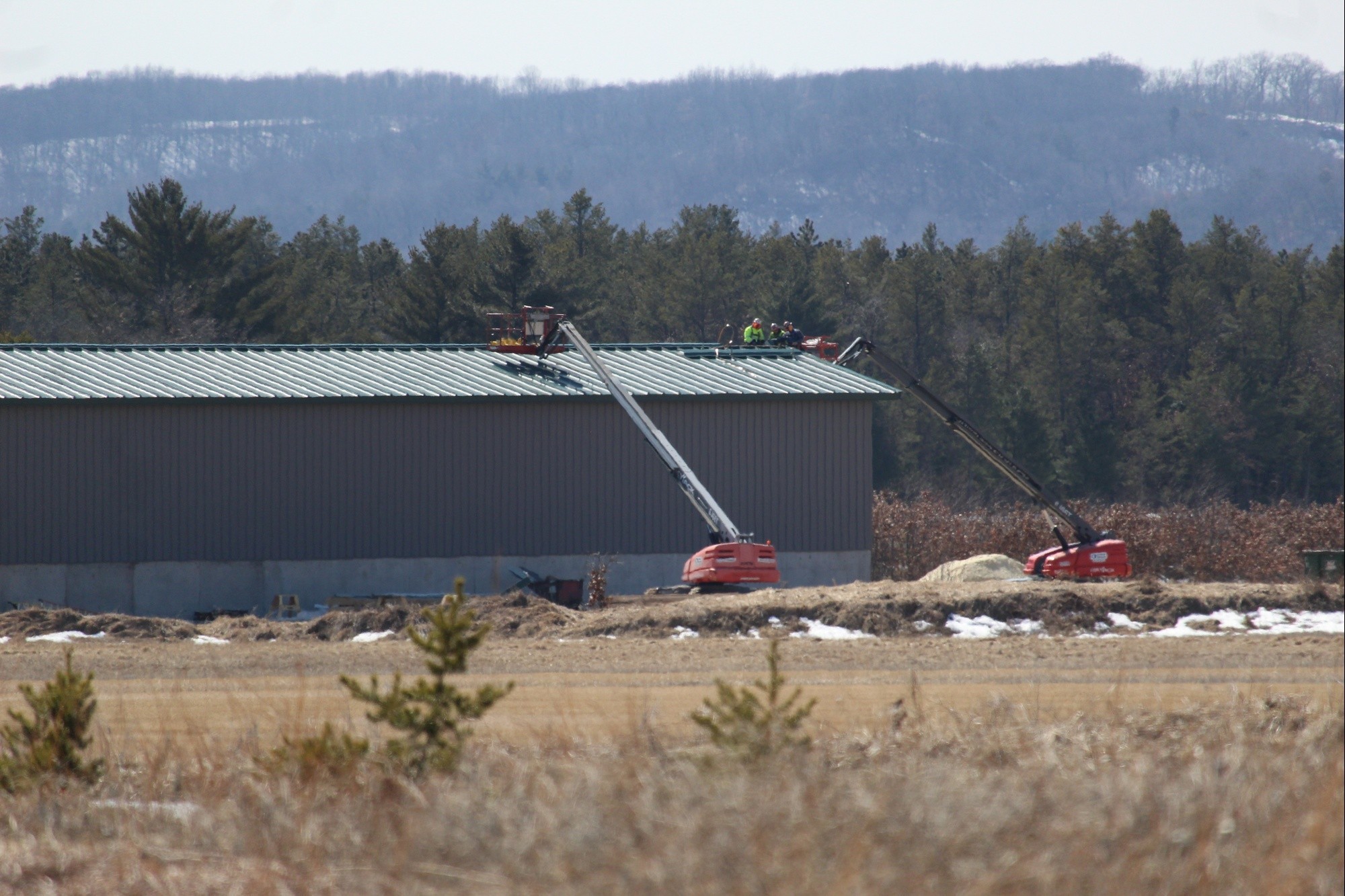 Photo Essay: Construction continues for new C-17 load trainer facility ...