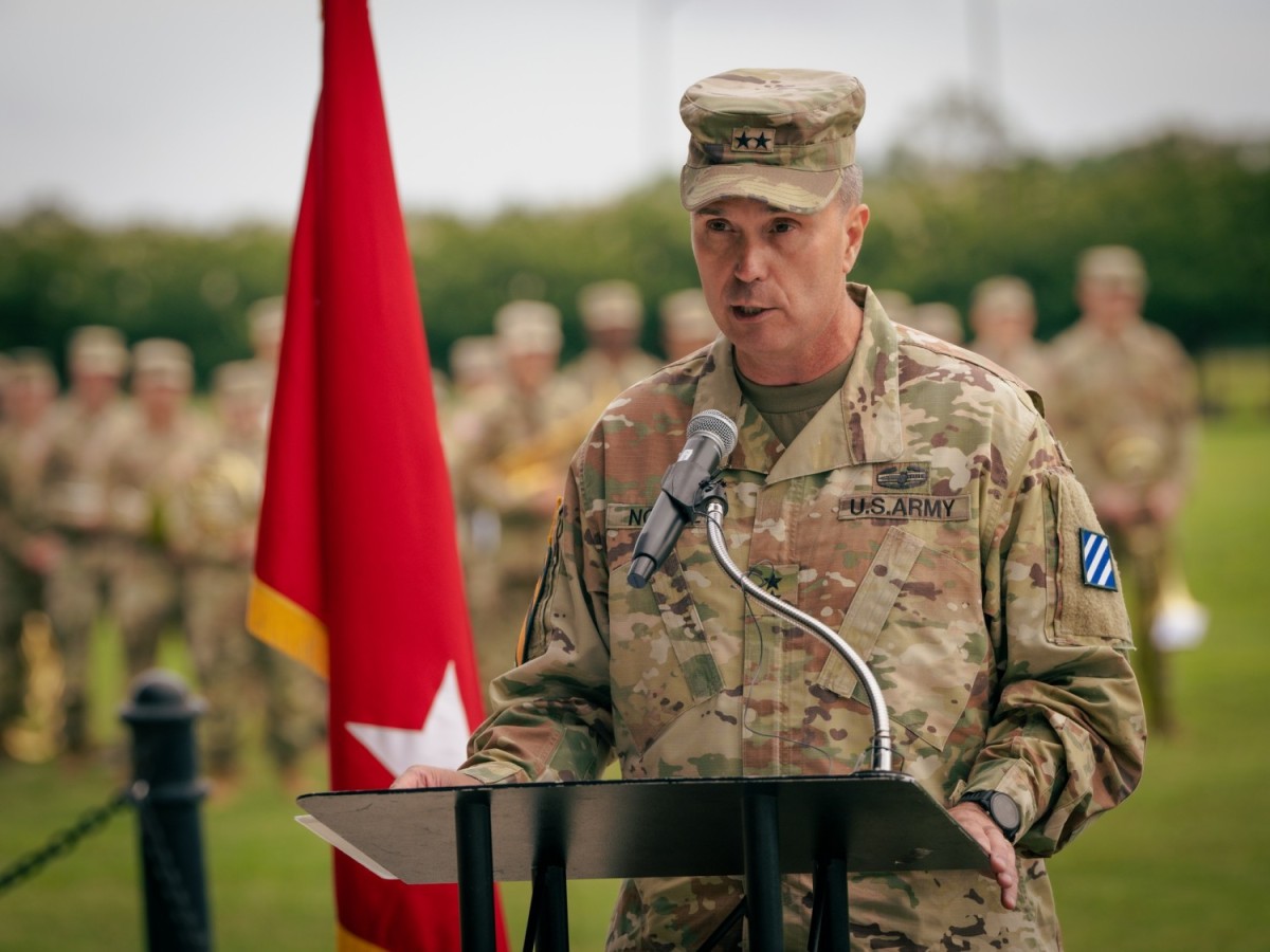 The Marne Division's Change of Command Ceremony | Article | The United ...