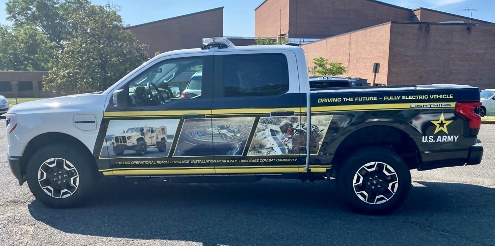 “Off the Grid” demo and electric vehicles at the Army’s 248th birthday ...