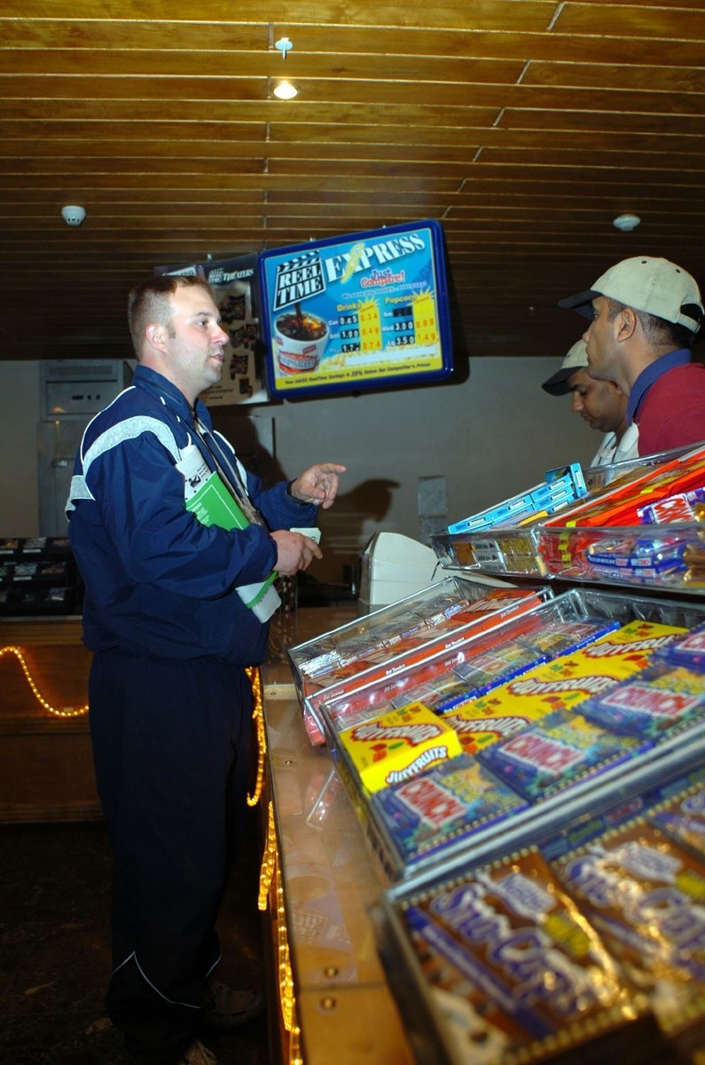 AAFES is this customer's first choice | Article | The United States Army