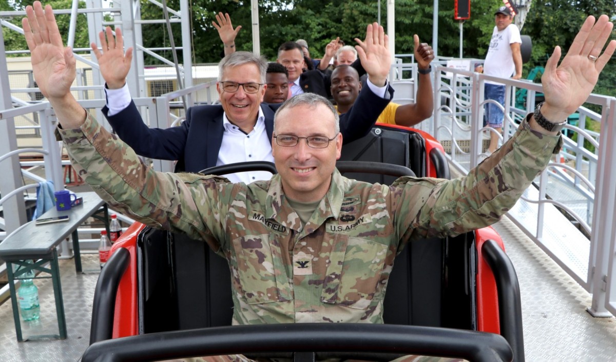 Garrison Wiesbaden opens festival celebrating German and American ...