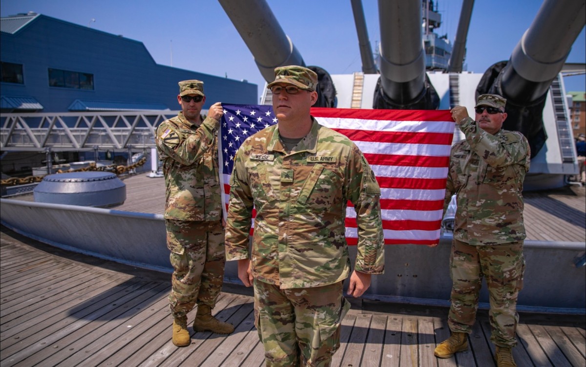 A Living Legacy: Reenlistment aboard the USS Wisconsin | Article | The ...