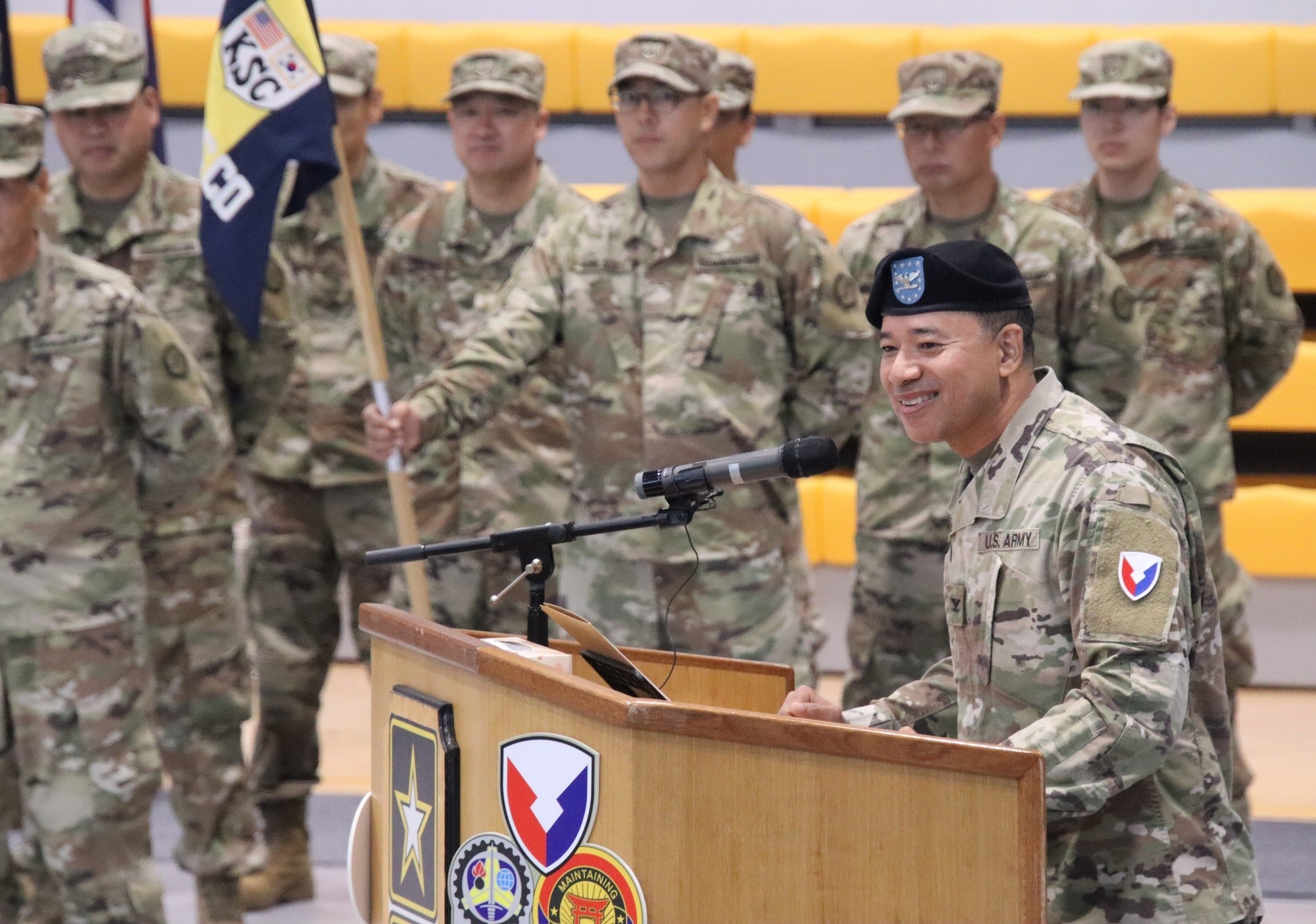 403rd AFSB welcomes Brown, bids farewell to Rennard in change of ...